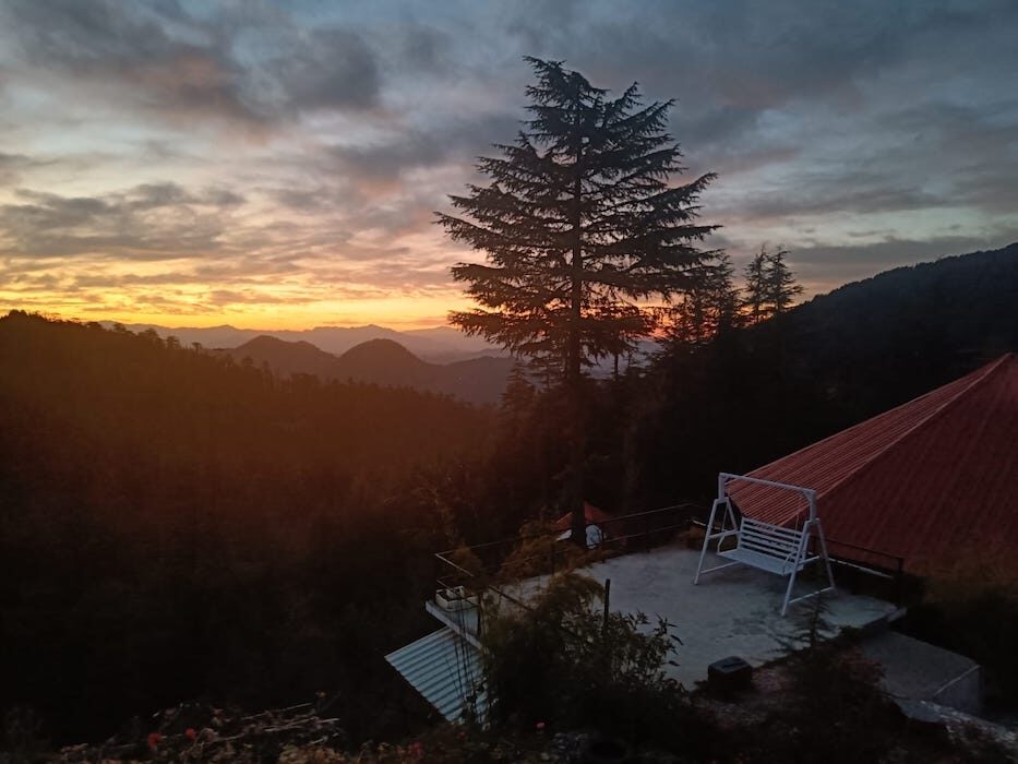 oshogram - Meditation in the Himalayas